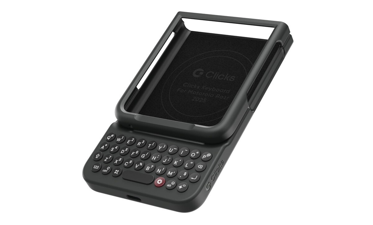 Clicks Keyboard transforms the new Motorola Razr Ultra | Clicks
